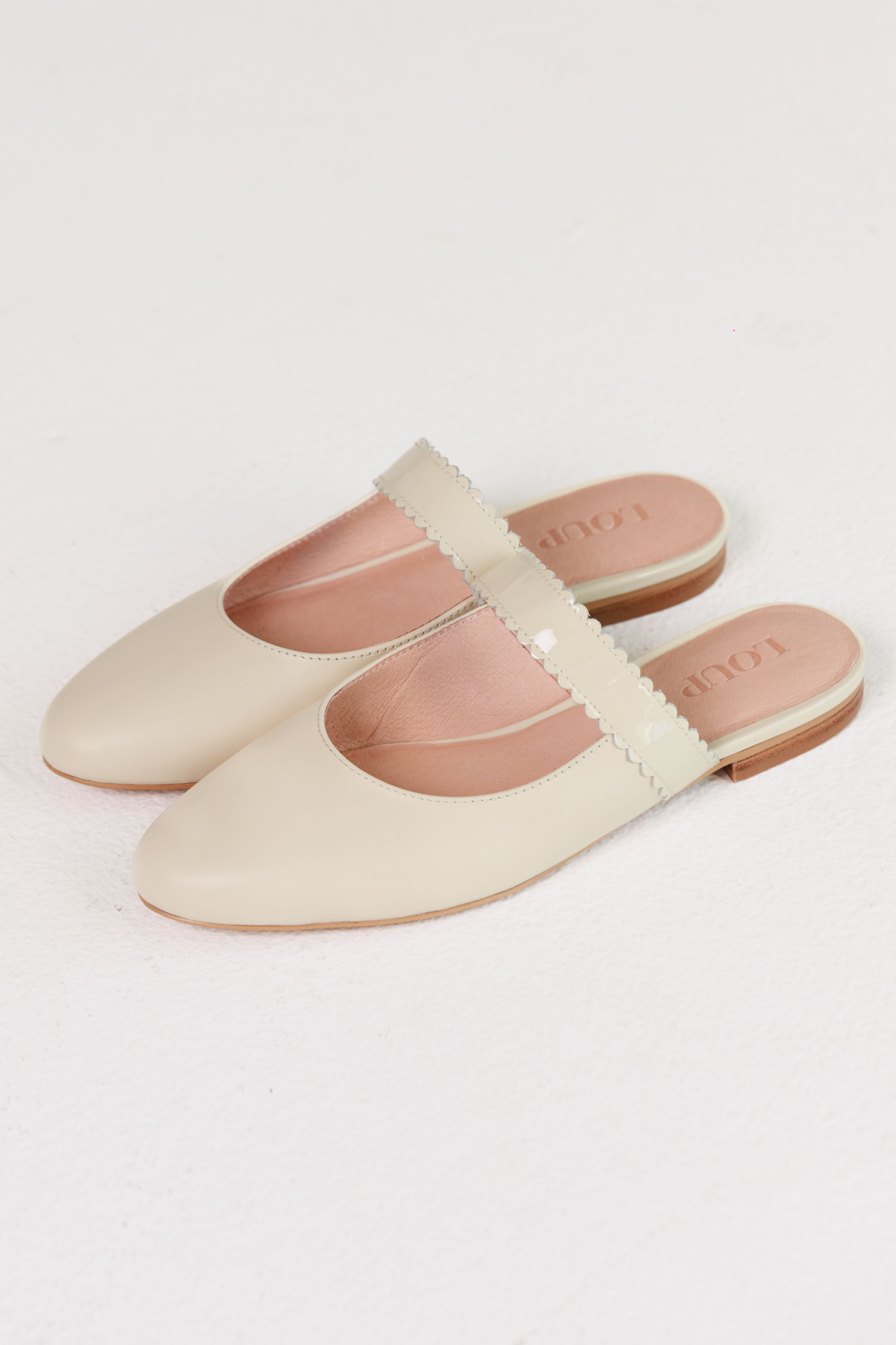 Cream Mules – LOU&UP